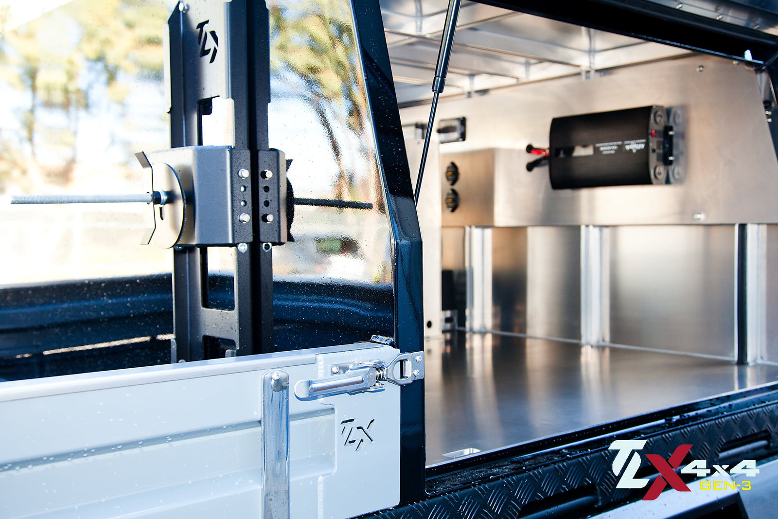 Adjustable Canopy Spare Wheel Carrier - Australian Made for Australian ...